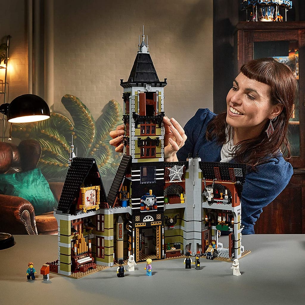 How to Use Halloween Legos to Get into a Halloween Spirit | Realicozy