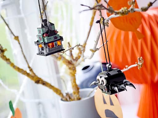 How to Use Halloween Legos to Get into a Halloween Spirit | Realicozy